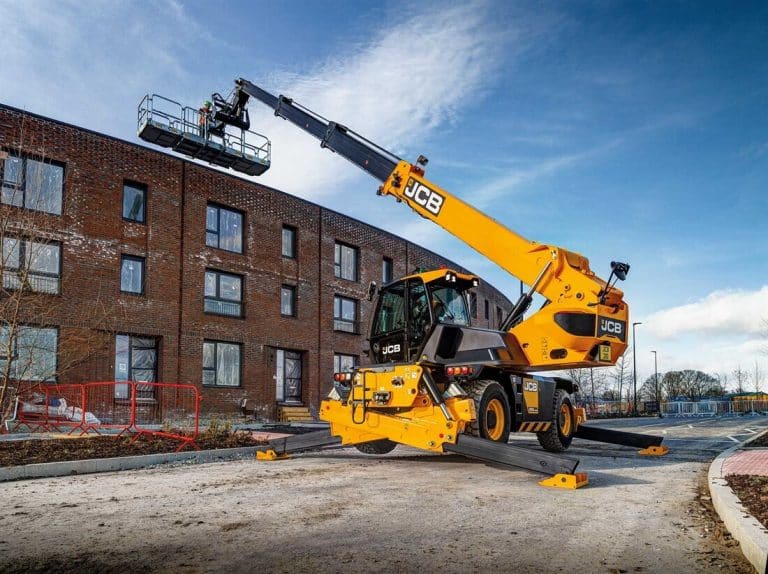ROTATING TURRET ROUGH TERRAIN TELESCOPIC FORKLIFT – Professional ...
